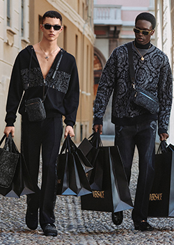 | Versace CN